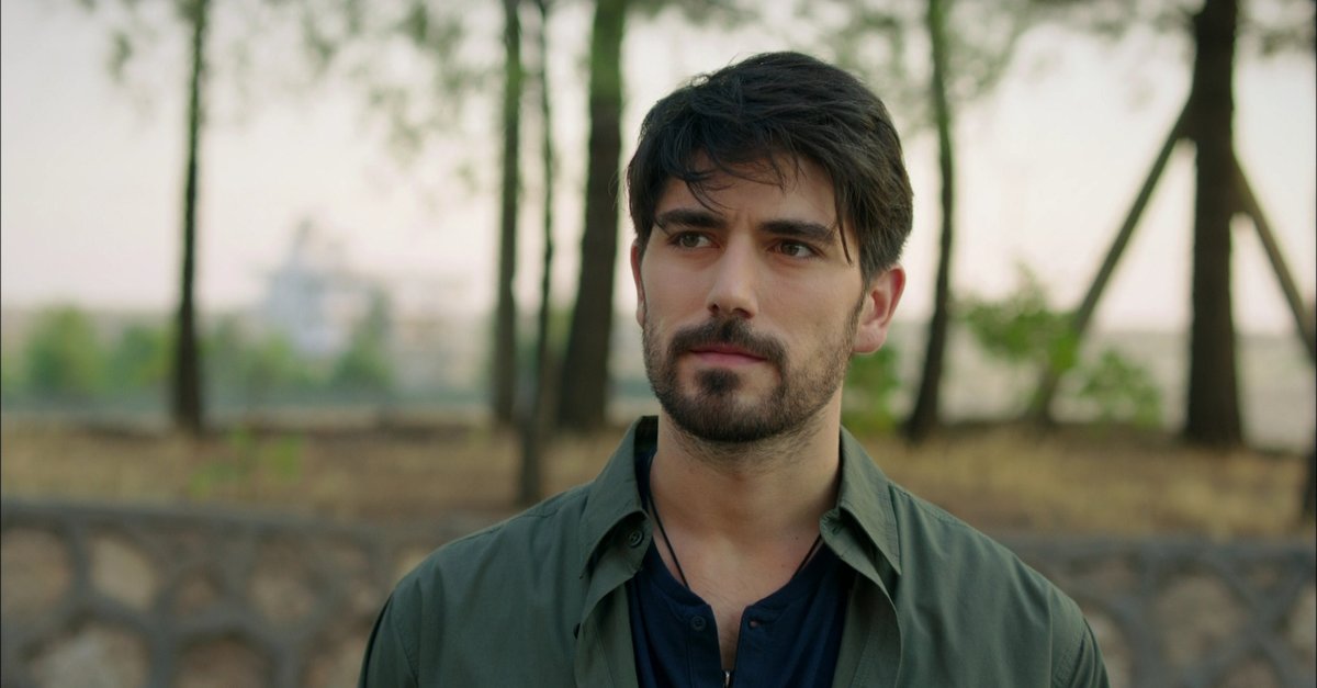 Hercai Dizisi Aslan Aslanbey yeni evine yerleşiyor!