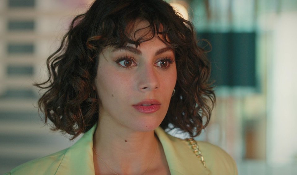 Bir Küçük Gün Işığı | Dila ve Güneş yeniden karşı karşıya! Özel Videosu