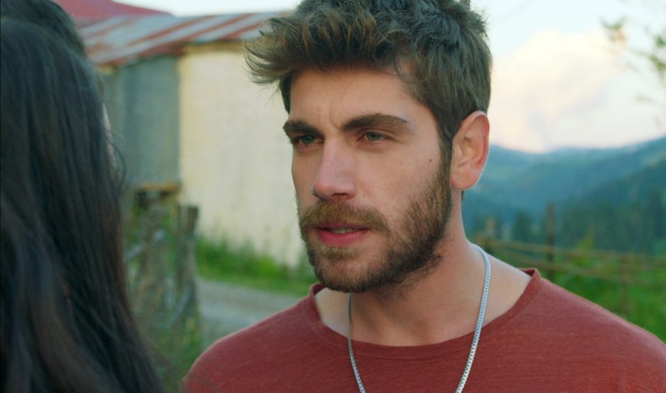 Vermem Seni Ellere | Hande’nin sevinci yarım kaldı Özel Videosu