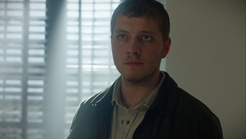 Ateş Kuşları - Ben komiser Barbaros