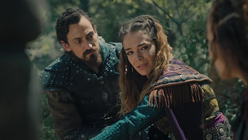 Destan - Çolpan, Saltuk için ağlıyor!