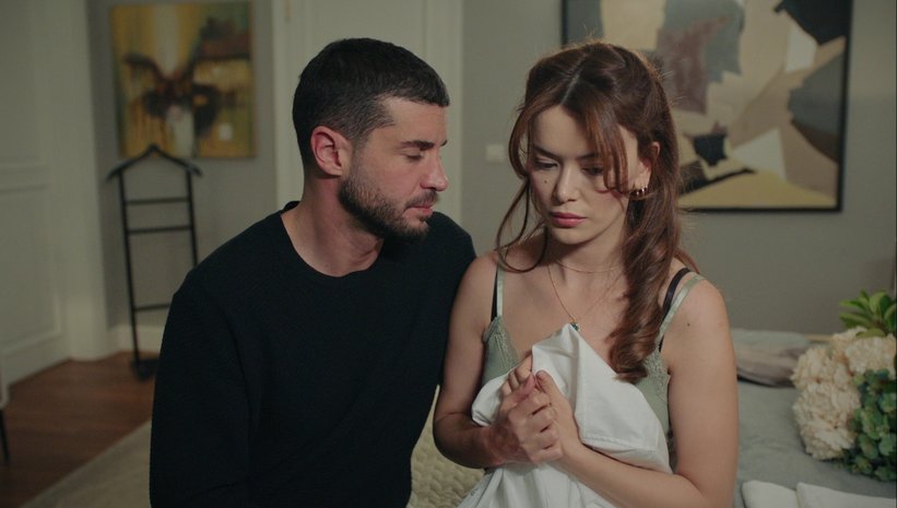 Bir Küçük Gün Işığı - Elif ve Fırat baş başa kalıyor...