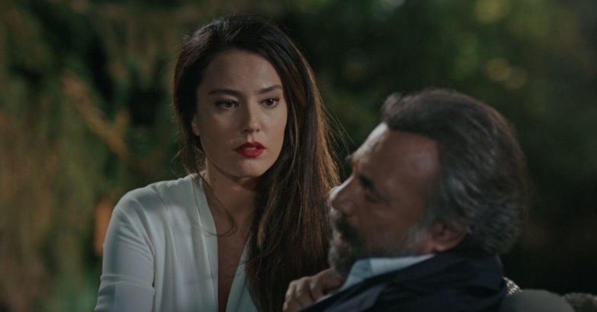 Eşkıya Dünyaya Hükümdar Olmaz Dizisi Bahar ve Hızır yakınlaşıyor!