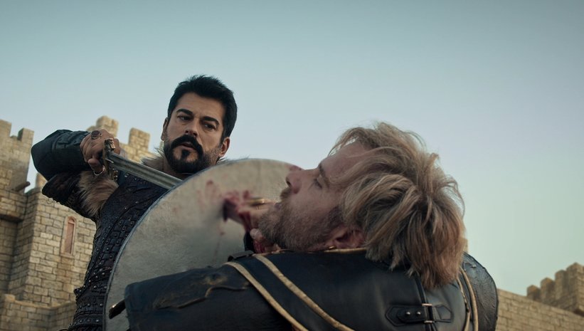 Kuruluş Osman | Fatma Hatun’un hayatı tehlikede Özel Videosu