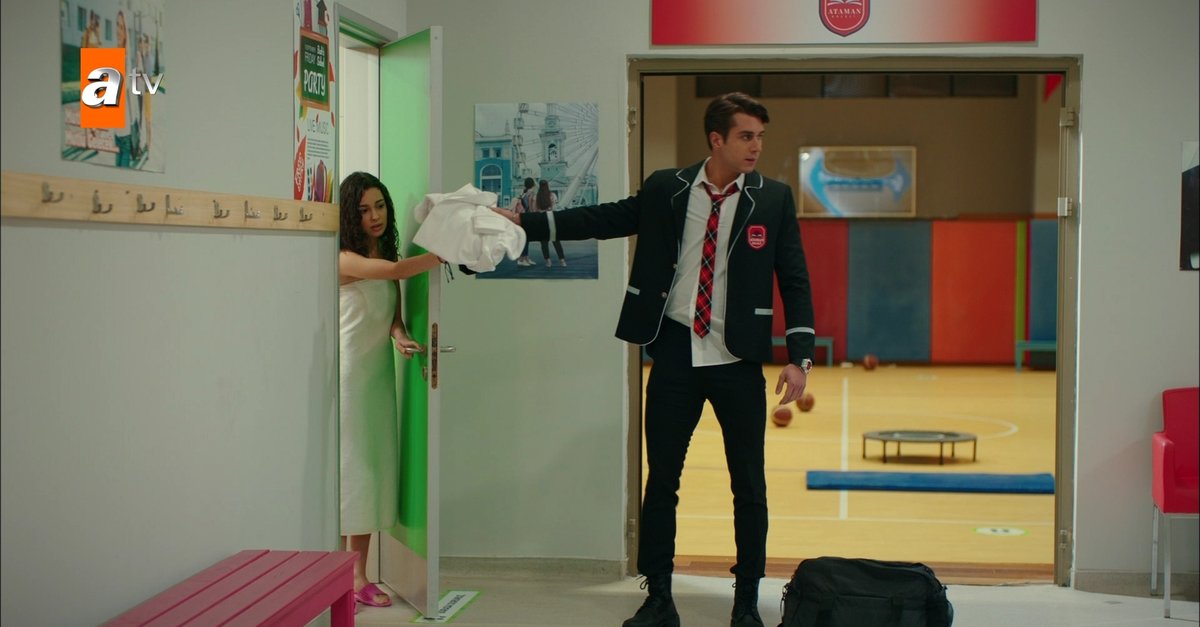 Kardeşlerim - Doruk, Asiye’yi zor durumdan kurtardı