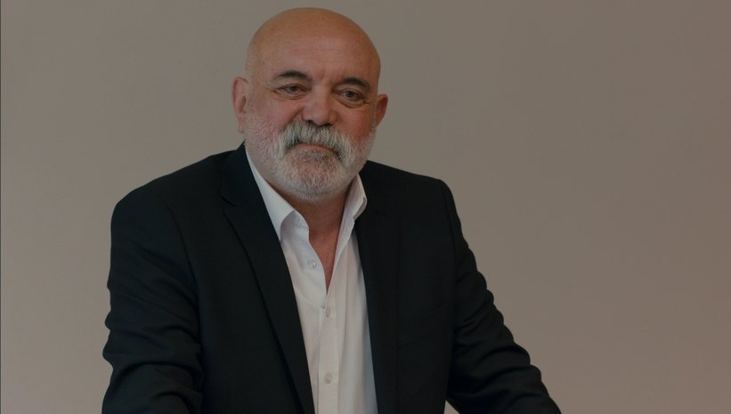 Aldatmak - Ali Sezai Okuyan ben. Tanıyorsunuz değil mi?